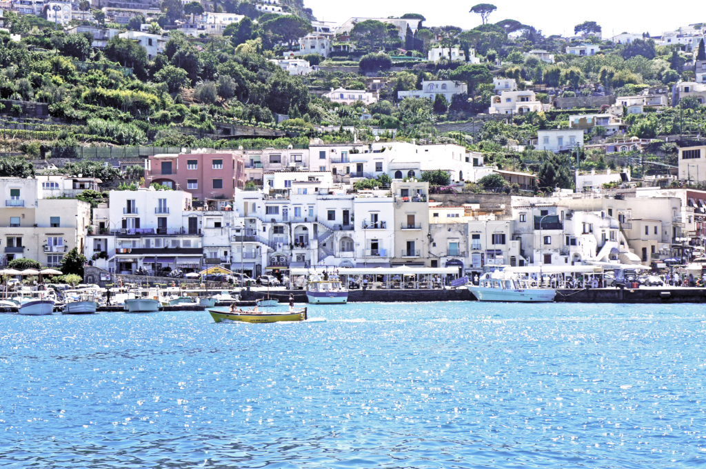 Christmas In Capri ~ Your Ultimate Glam Guide
